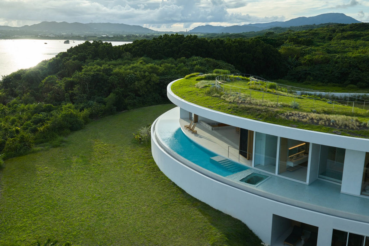 Sou Fujimoto’s Garden-Roofed Holiday Home on Ishigaki Island – The ...